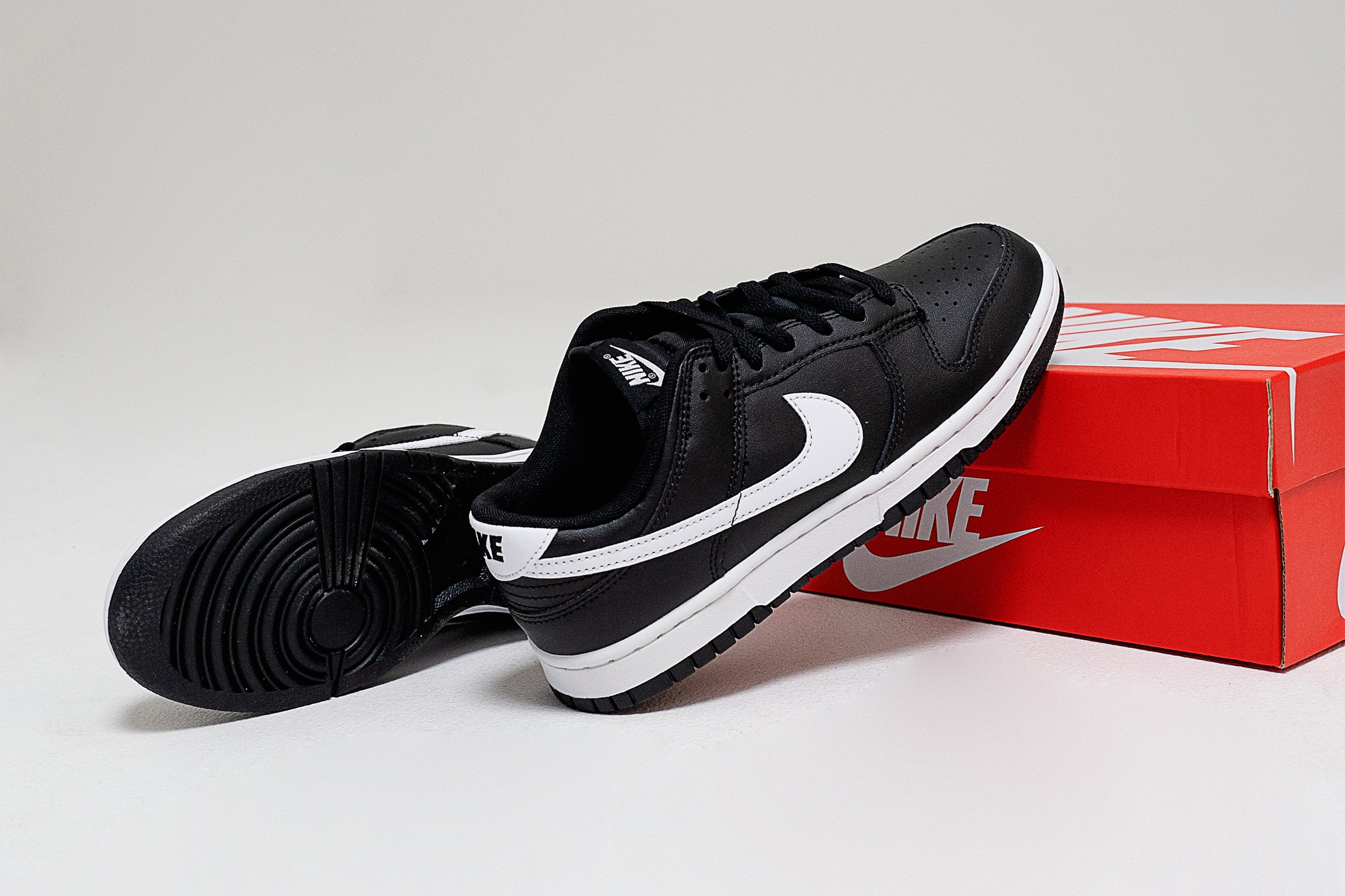 NIKE DUNK LOW BLACK PANDA 2.0 – HYPE
